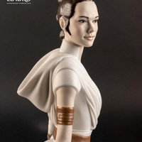 Lladro Rey Star Wars Figurine 01009414 - Contemporary - Decorative ...