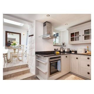 Sea Dream Cottage - Devon TQ14 - Craftsman - Kitchen - London - by ...