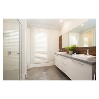 Rhapsody 28 - Contemporary - Bathroom - Central Coast - by MOJO Homes ...