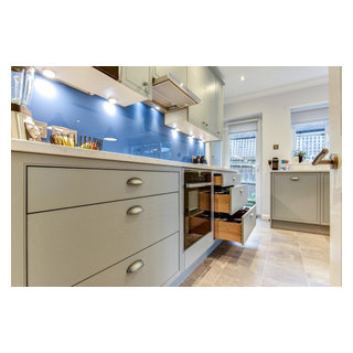 Authentic British Kitchen in Hove, East Sussex - Modern - Kitchen ...