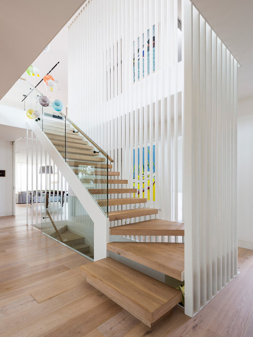 Best L-Shaped Staircase Design Ideas & Remodel Pictures | Houzz