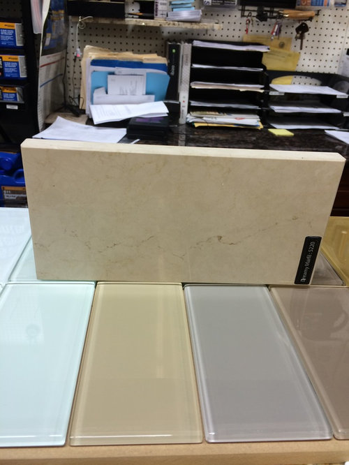 Backsplash for white kitchen cabinet and creamy caesarstone (Dreamy Ma ...