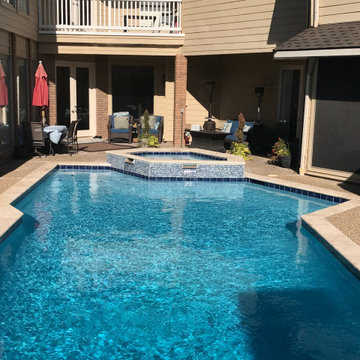 White Plaster Blue Quartz Pool - Photos & Ideas | Houzz