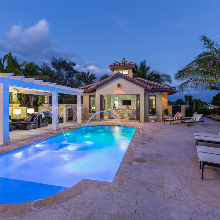 Spanish Pool - Photos & Ideas | Houzz