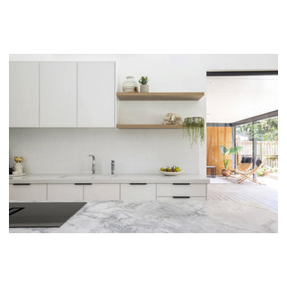 Cherrybrook Kitchen - Modern - Kitchen - Sydney - by Dan Kitchens ...