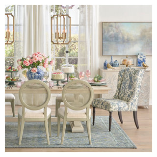 Frontgate 2023 - Traditional - Dining Room - Other - by FRONTGATE | Houzz IE