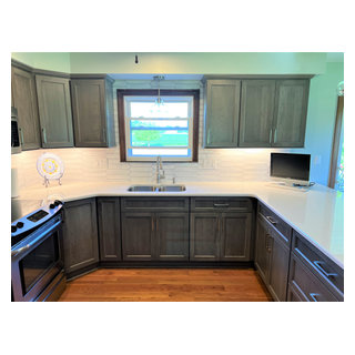 Showplace Framed Kitchen in Hickory Concord Flagstone - Transitional ...