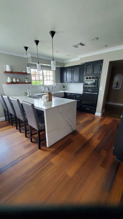 POLL: Black or White Kitchen?