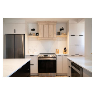 The modern farmhouse kitchen - Modern - Kitchen - Montreal - by Jessica ...