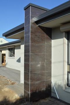 Tiling/stacked stone to front facade?? | Houzz AU