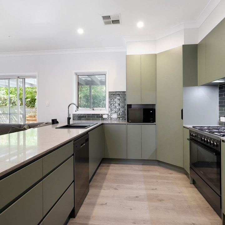 Polytec Topiary - Photos & Ideas | Houzz