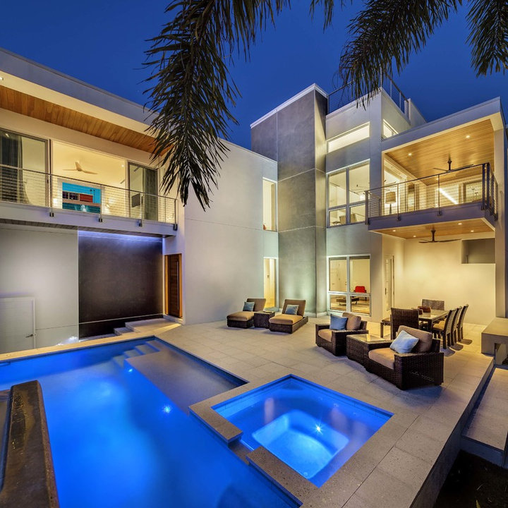 75 Beautiful Front Yard Pool Ideas & Designs - August 2024 | Houzz AU