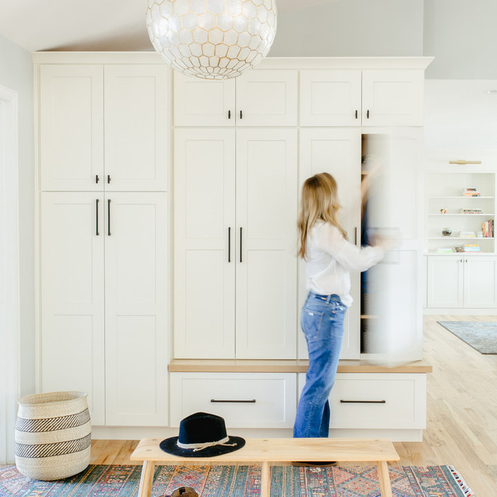 75 Beautiful Contemporary Boot Room Ideas and Designs - June 2025 ...