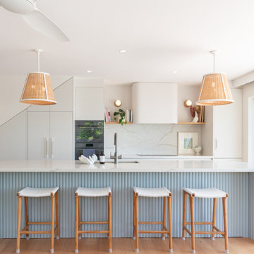 75 Beautiful Beach Style Kitchen Ideas & Designs - March 2022 | Houzz AU