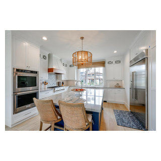 Beautiful and Fresh California Modern Coastal Home - Beach Style ...