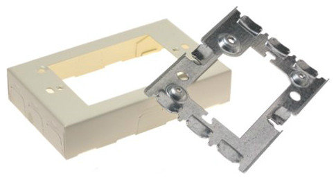 Wiremold B-5 Metal Raceway Outlet Extension Box, Ivory - Electrical ...