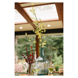 LINE2 - Contemporary Post and Beam Sunroom - Contemporary - Vancouver ...