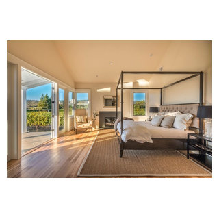 Fulton Lane Residence - Farmhouse - Bedroom - San Francisco - by John ...