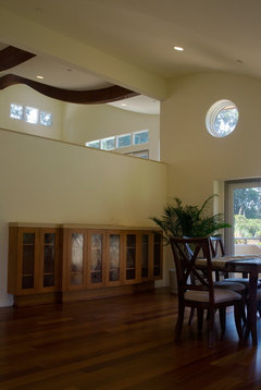 spindles in dining room