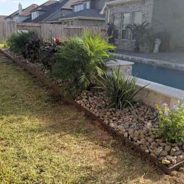 75 Brown River Rock Landscaping Ideas You'll Love - January, 2025 | Houzz