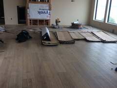 Beach House and LVP flooring/ Flooret Modin