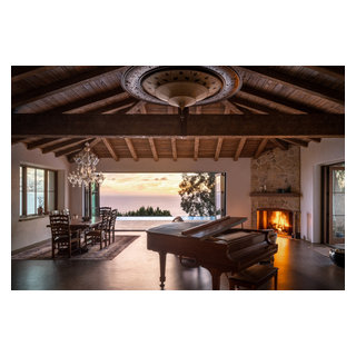 The Artist's Abode - Rustic - Living Room - Los Angeles - by Joseph ...