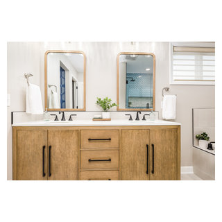 Maple Grove Ensuite Bathroom - Beach Style - Bathroom - Minneapolis ...