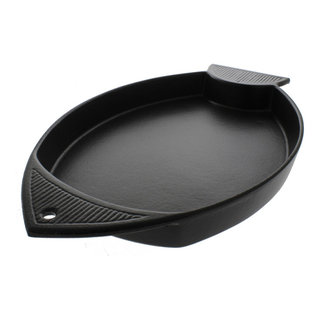 Chasseur 16" French Cast Iron Fish-Shaped Grill - Traditional ...