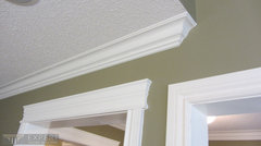 Window trim overlapping with crown