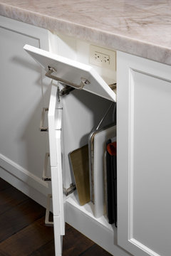 Electrical outlets under windows in kitchen?