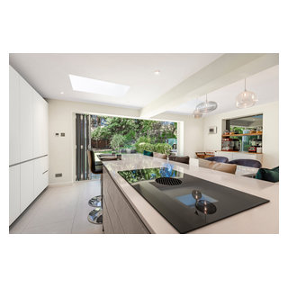 A Multi-Functional Kitchen for All the Family to Enjoy - Contemporary ...