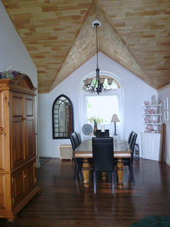 7 foot ceilings up and down!