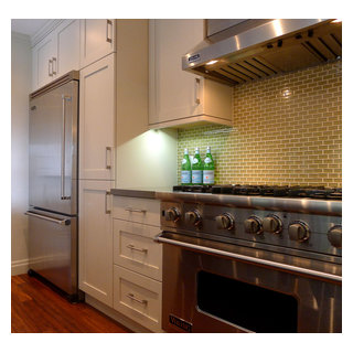 Calvert Residence - Contemporary - Kitchen - Toronto - by R.Design | Houzz