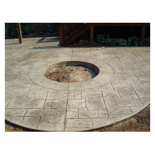 Sun Buff Patio with Autumn Brown Release. Stamped Patio with Fire Pit ...