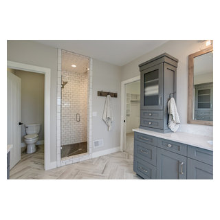 Sixteenth Street Project - Farmhouse - Bathroom - Grand Rapids - by ...