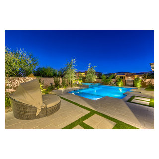 Geometric Pool with linear Fountain & Rim Flow Spa - Las Vegas - by ...
