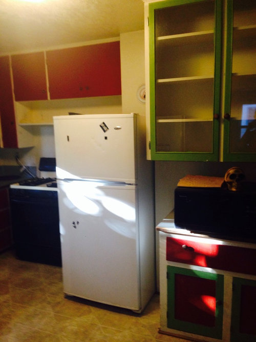 1922 Kitchen Needs Color Change!