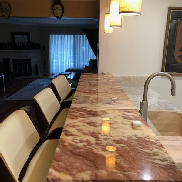 75 Kitchen with Pink Countertops Ideas You'll Love - February, 2026 | Houzz