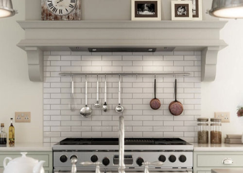 Help with specs for extractor fan in mantle above range cooker | Houzz UK