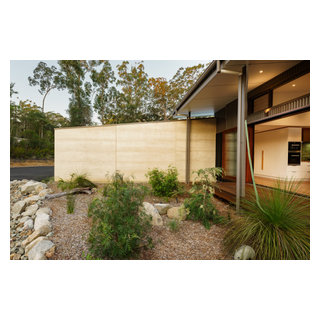 Doonan House - Contemporary - Entry - Sunshine Coast - by Kelly Martin ...