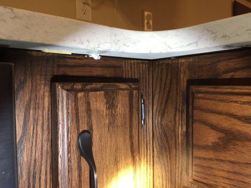Gap between quartz countertop and cabinets