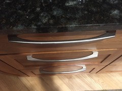 Position of Pulls on Bottom Drawers + Counter Overhang