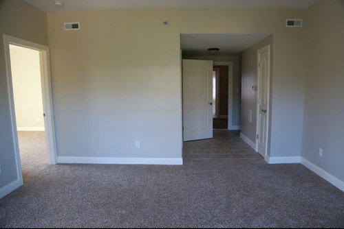 How to Arrange a Living Room with Three Entrances | Houzz Forum