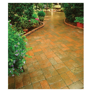 EP Henry Walkways - New York - by V&S Landscape Supply | Houzz