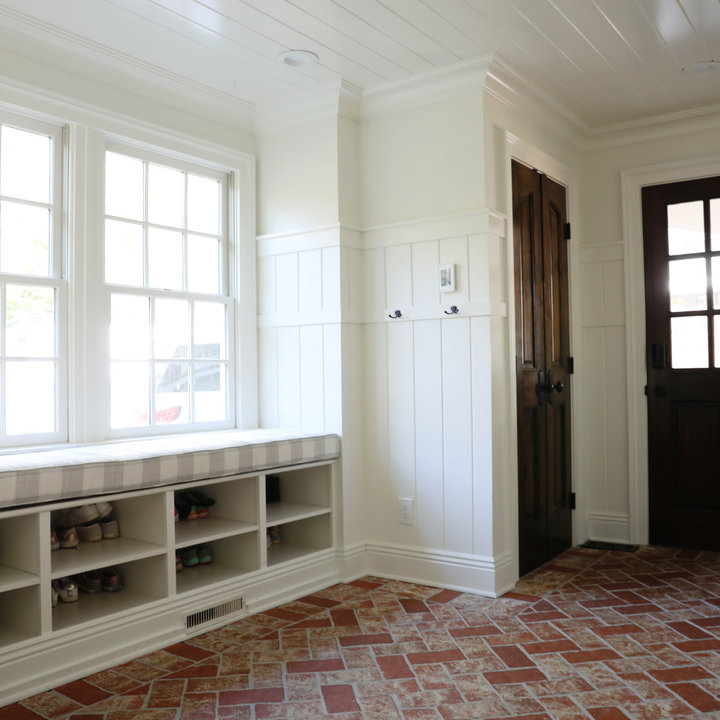 75 Wall Paneling Entryway Ideas You'll Love - December, 2025 | Houzz
