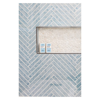 Maple Grove Ensuite Bathroom - Beach Style - Bathroom - Minneapolis ...