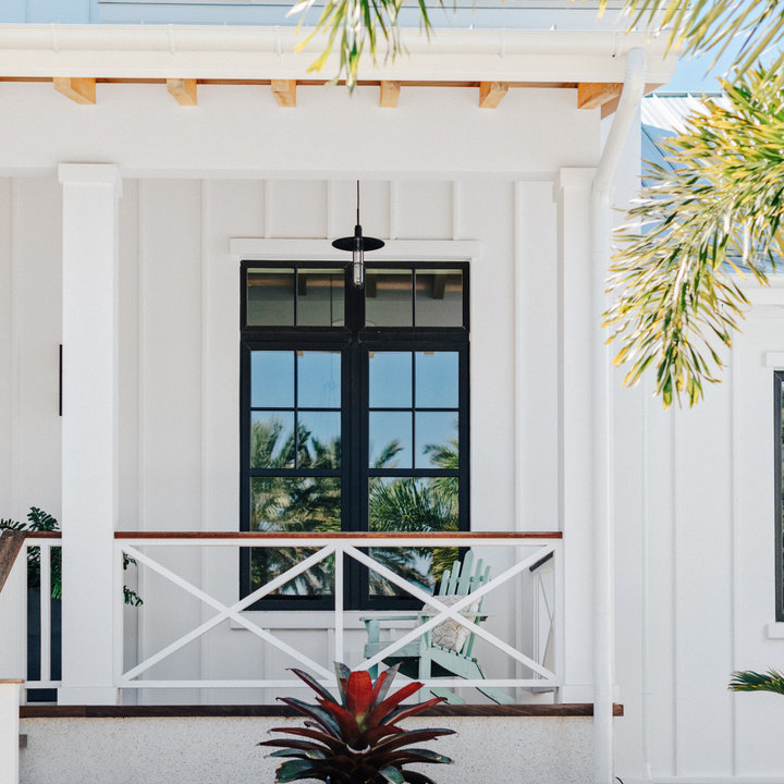 75 Most Popular 75 Beautiful Beach Style Exterior Ideas & Designs ...