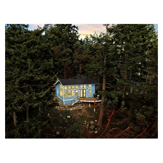 Deception Pass Cabin - Beach Style - Exterior - Seattle - by Greg ...