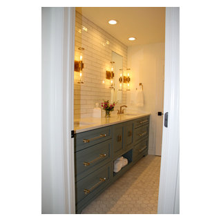 Atlanta Jack & Jill Bath - Transitional - Bathroom - Atlanta - by Jemm Interiors | Houzz