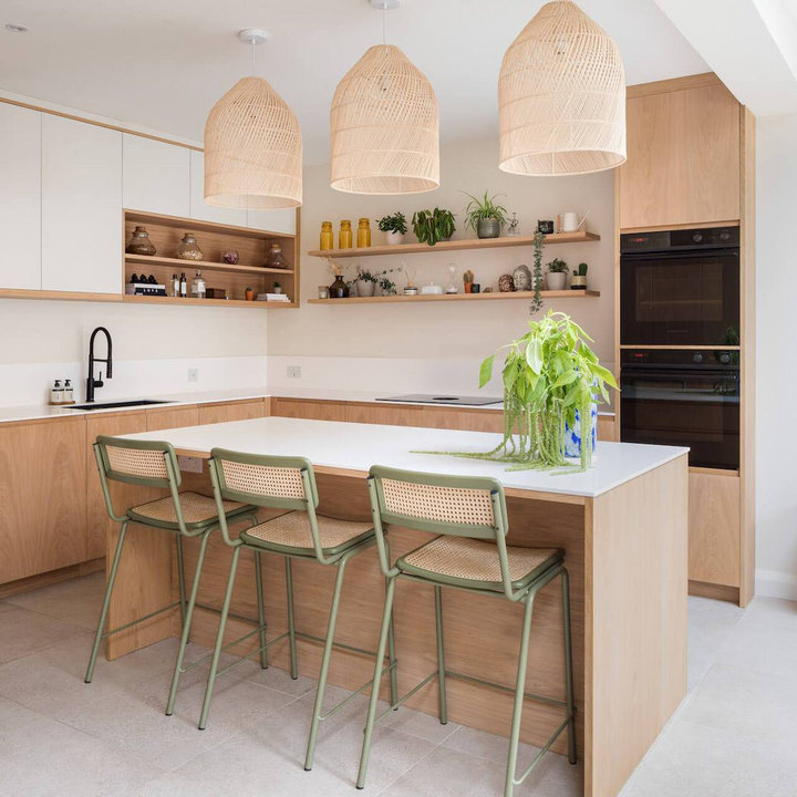 75 Beautiful Medium Sized Kitchen Ideas and Designs - March 2025 | Houzz UK